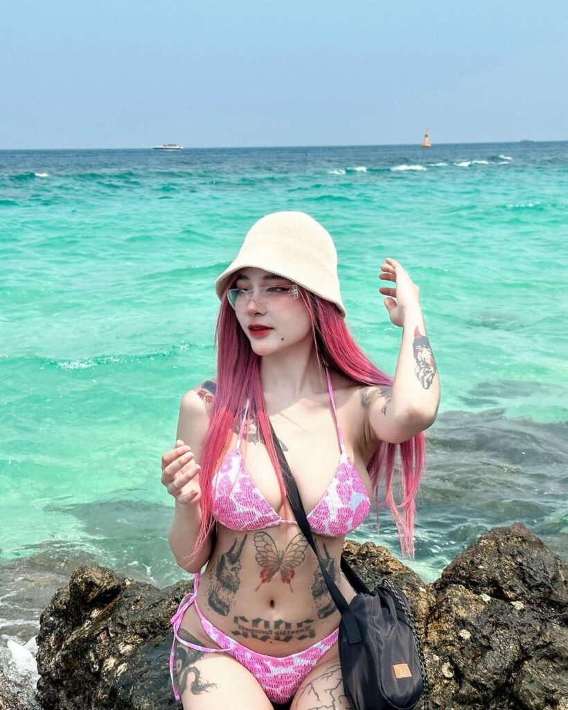 namii11455 สาวสวยสุดฮอตใน OnlyFans ที่กำลังเป็นที่โด่งดัง