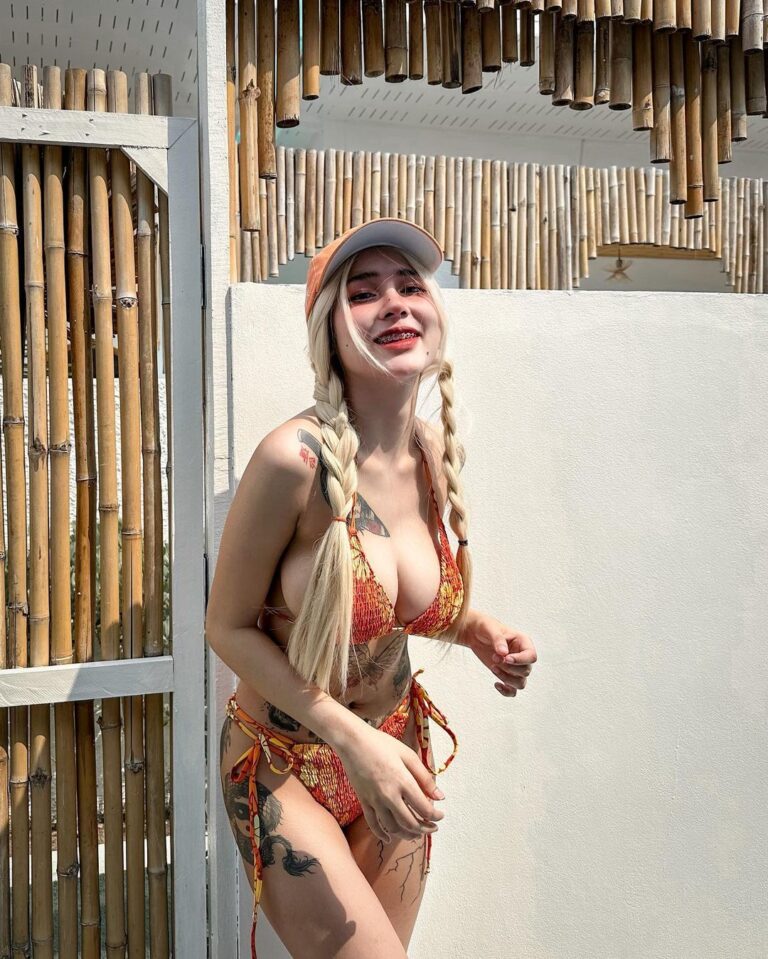 namii11455 สาวสวยสุดฮอตใน OnlyFans ที่กำลังเป็นที่โด่งดัง